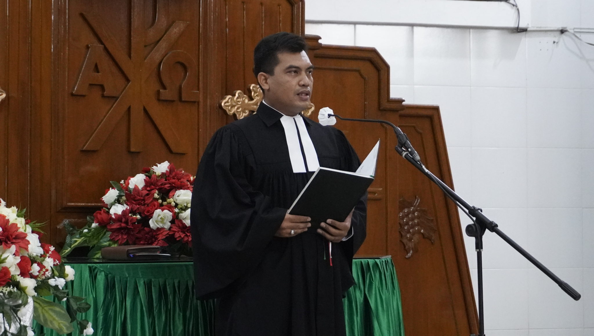 Pisah Sambut Pdt. Melva Simangunsong dan Pdt. Paul Sihombing di HKBP ...